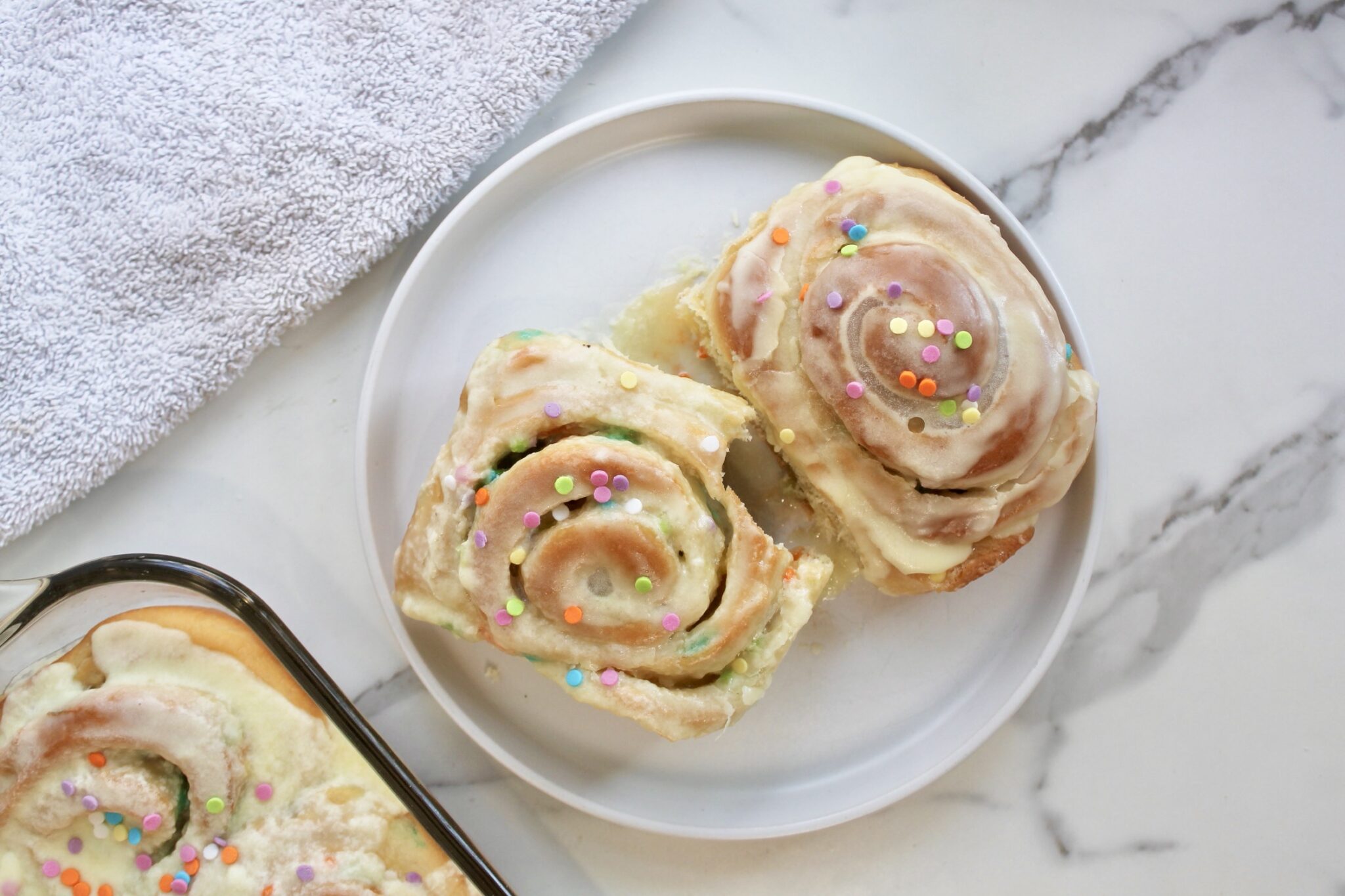 Confetti Birthday Cake Rolls – Identical Recipes